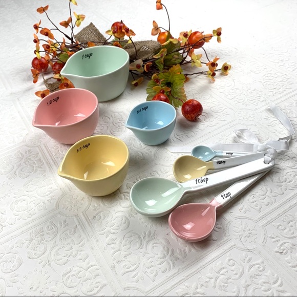 Laura Ashley | Kitchen | Laura Ashley Cooking 8 Piece Cup And Spoon Set ...